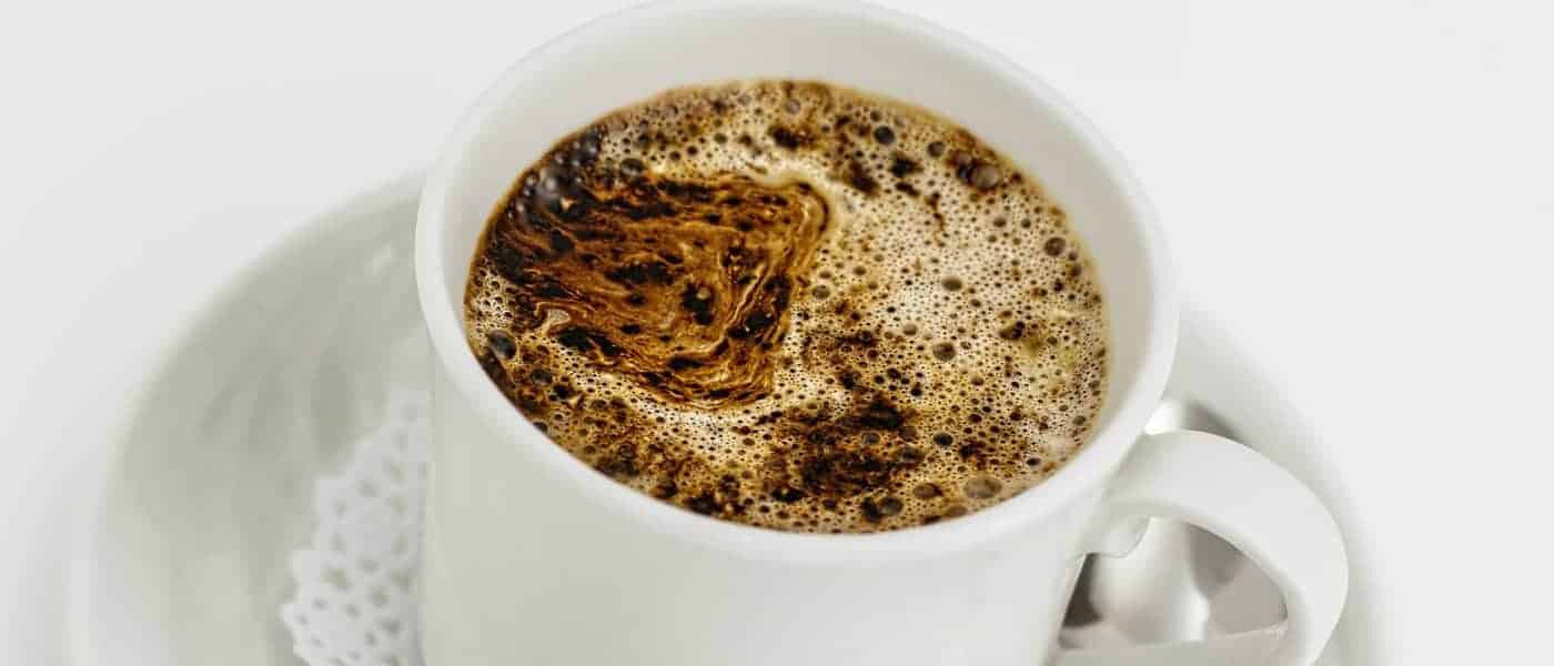 Il caffè greco: cos’è, proprietà e preparazione - Caffè Borbone